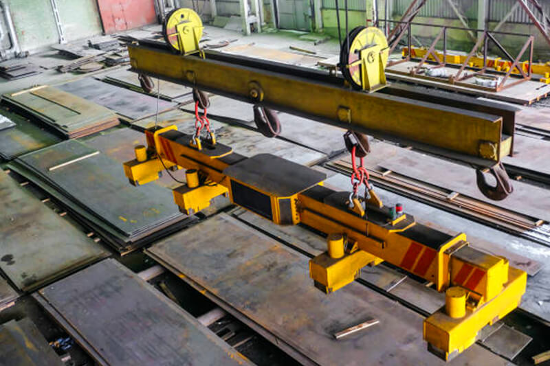 Cranes for Metals Handling Industry - Dongqi Crane
